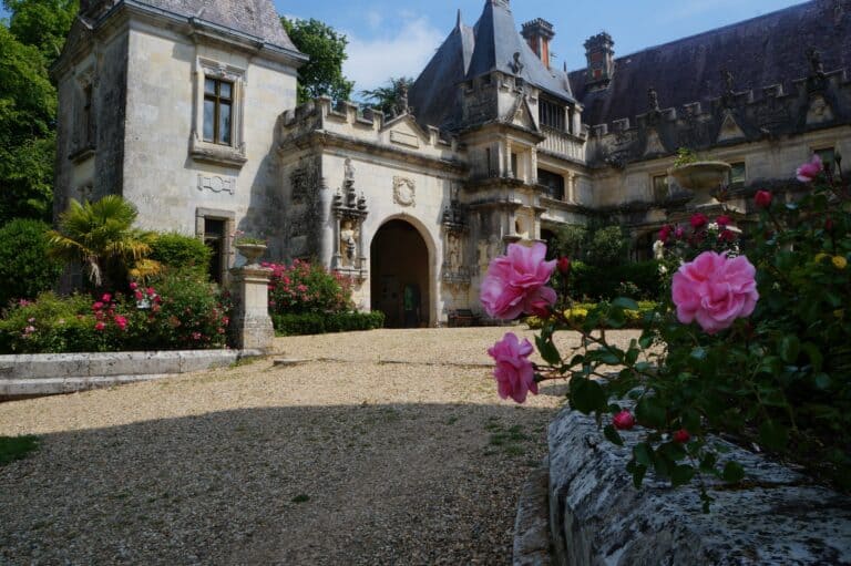 15 Best Things to Do in Poitou-Charentes - The Crazy Tourist