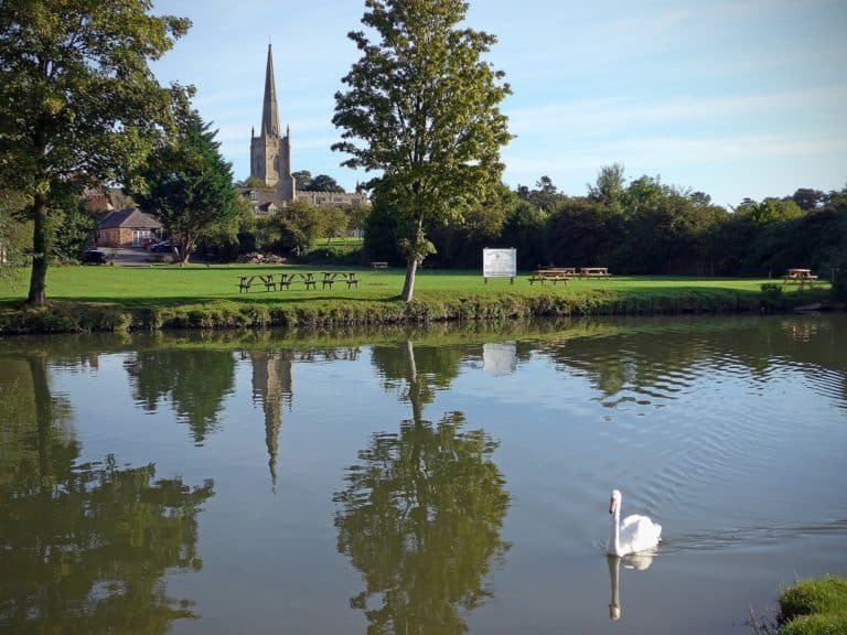 15 Best Places to Visit in Gloucestershire (England) - The Crazy Tourist