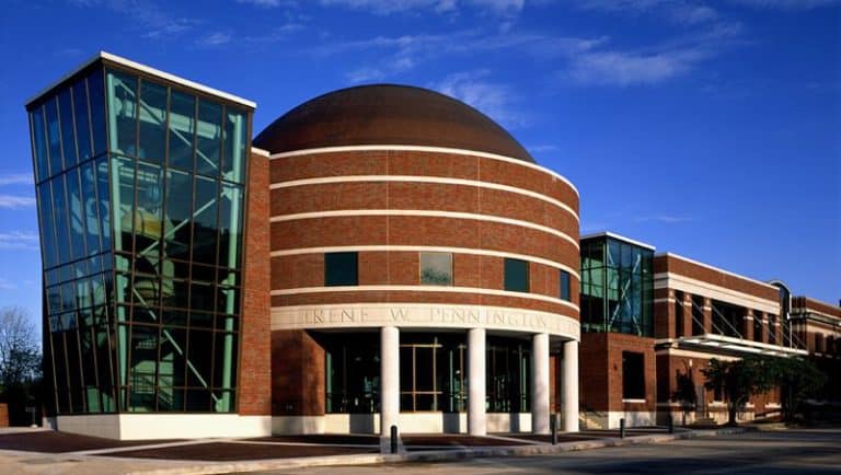 15 Best Things to Do in Baton Rouge (LA) - The Crazy Tourist