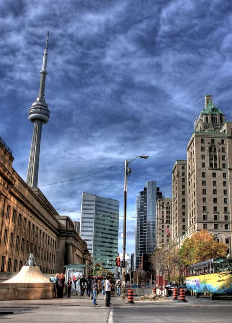 15 Best Things to Do in Toronto (Canada) - The Crazy Tourist