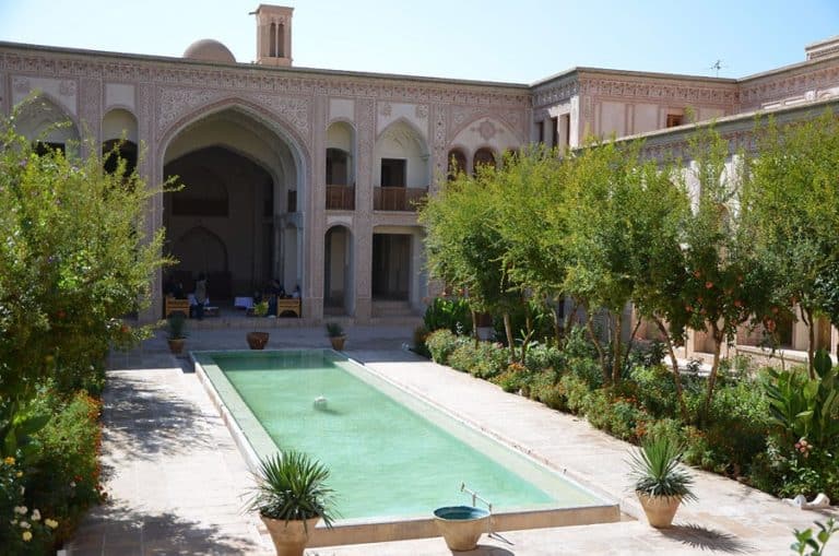 15 Best Places to Visit in Iran - The Crazy Tourist