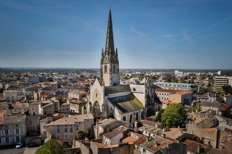 15 Best Things to Do in Niort (France) - The Crazy Tourist
