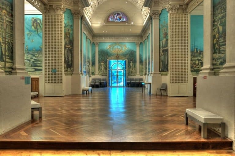 15 Best Things to Do in Manosque (France) - The Crazy Tourist