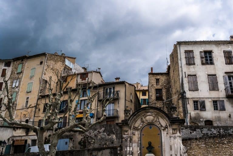 15 Best Things to Do in Manosque (France) - The Crazy Tourist