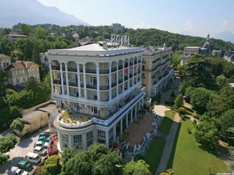 15 Best Things to Do in Aix-les-Bains (France) - The Crazy Tourist