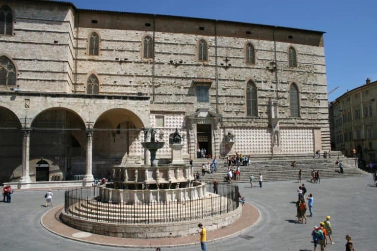 15 Best Things to Do in Perugia (Italy) - The Crazy Tourist