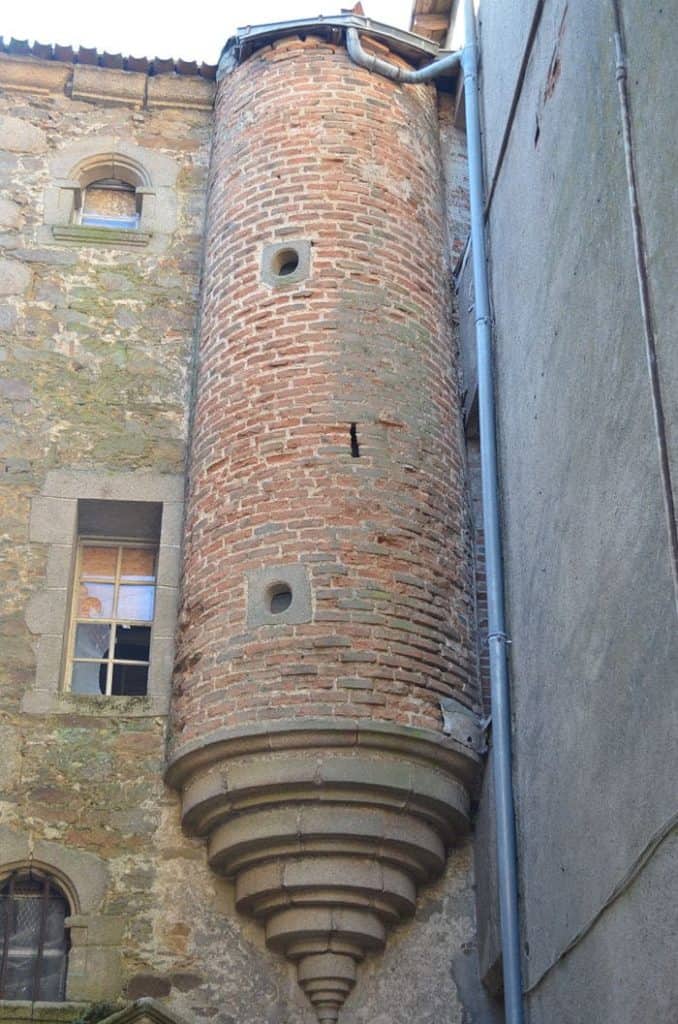 15 Best Things to Do in Cholet (France) - The Crazy Tourist