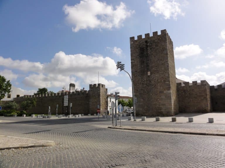 15 Best Things to Do in Évora (Portugal) - The Crazy Tourist