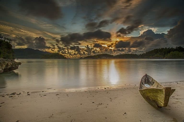 15 Best Places To Visit In Papua (Indonesia) - The Crazy Tourist