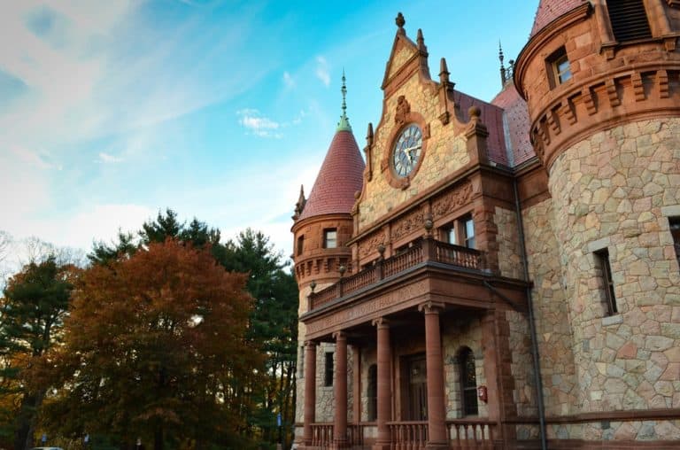 15 Best Places to Live in Massachusetts - The Crazy Tourist