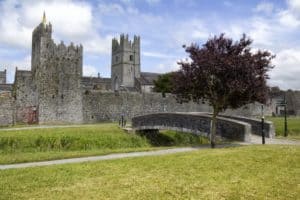 15 Best Things to Do in Clonmel (Ireland) - The Crazy Tourist
