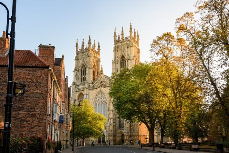 25 Best Things to Do in England - The Crazy Tourist