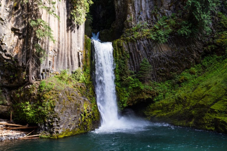 19 Most Beautiful Places to Visit in Oregon - The Crazy Tourist