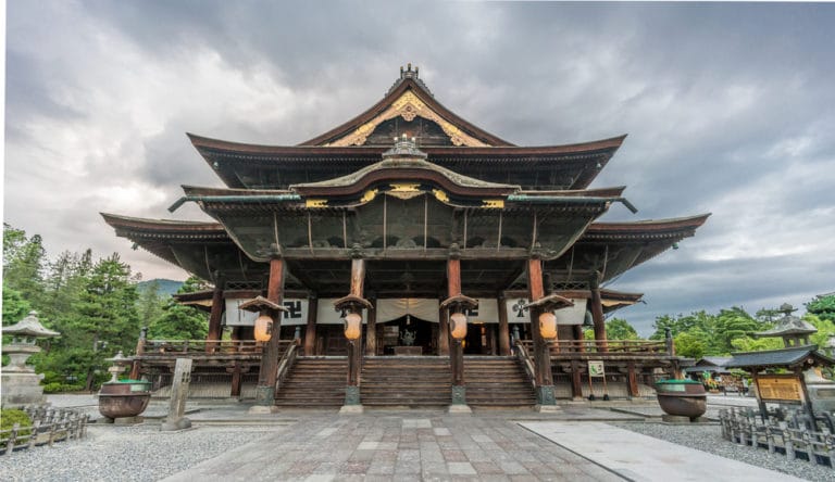 15 Best Things to Do in Nagano (Japan) - The Crazy Tourist