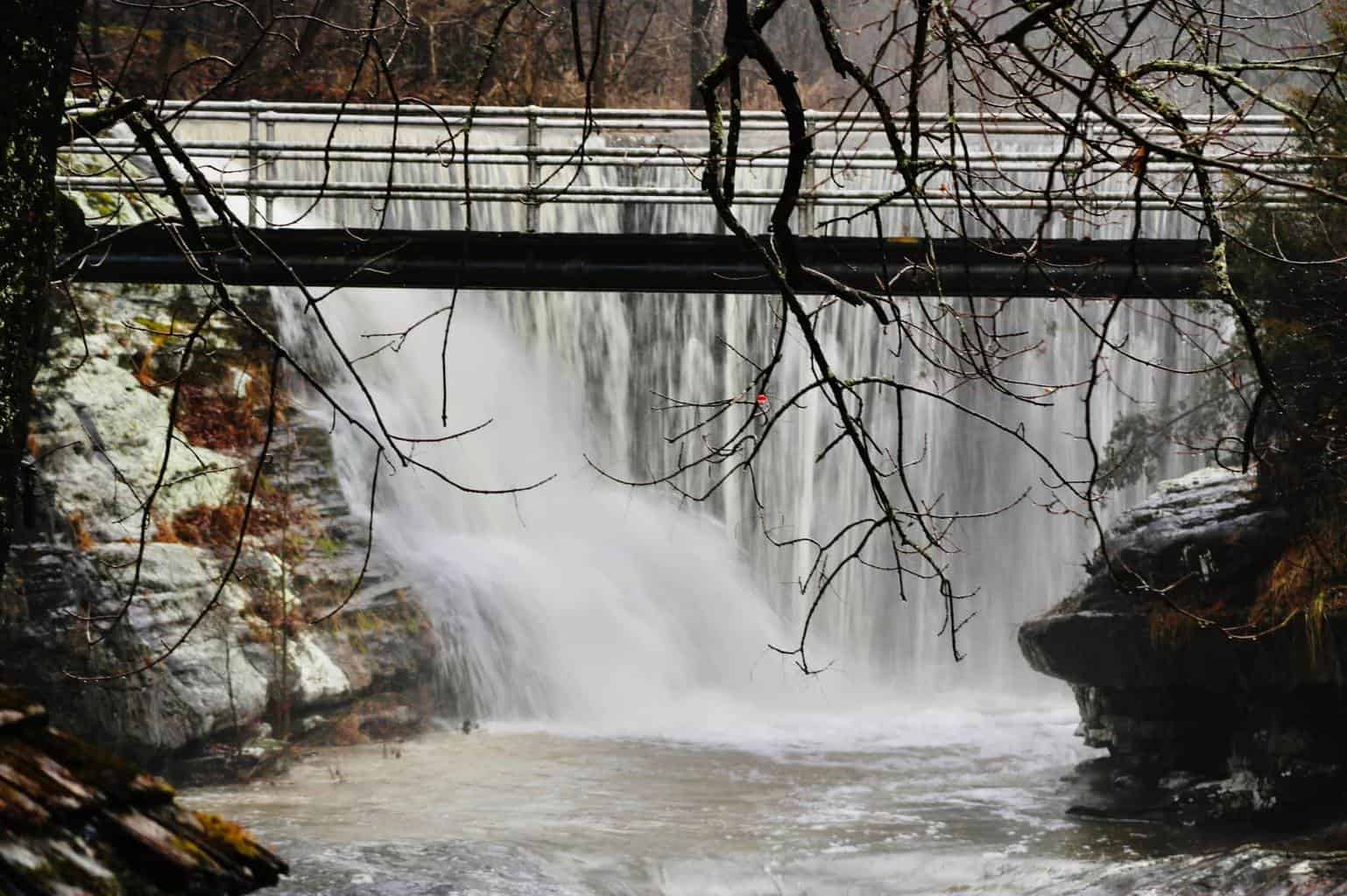 15 Amazing Waterfalls in Illinois - The Crazy Tourist