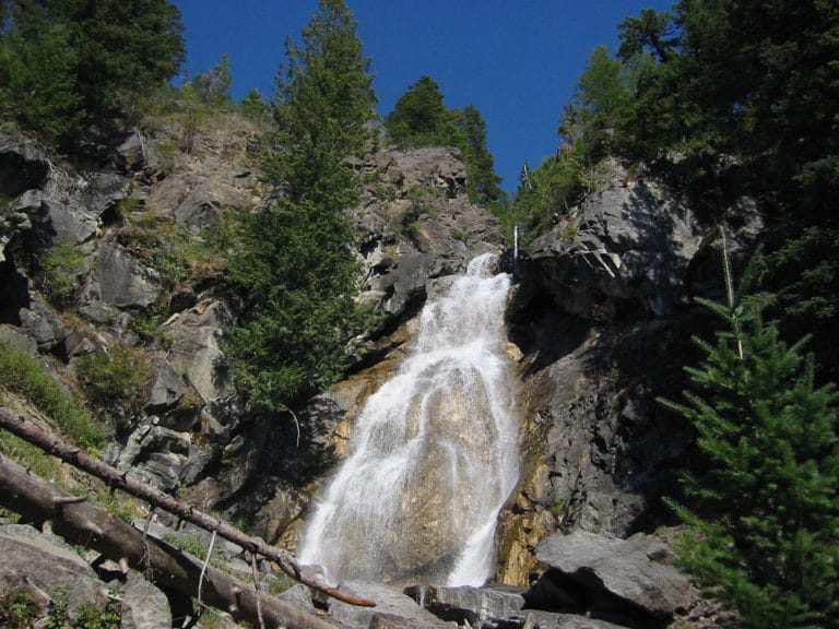 15 Amazing Waterfalls in Montana - The Crazy Tourist
