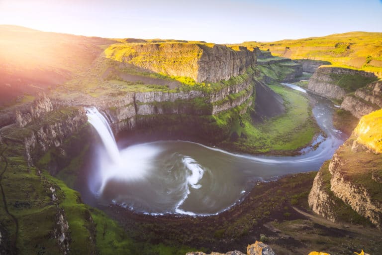 15 Amazing Waterfalls in Washington - The Crazy Tourist