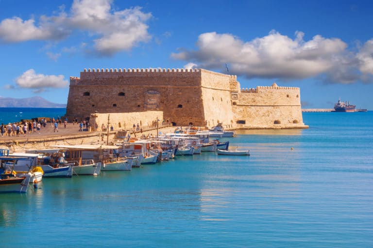 15 Best Things to Do in Heraklion (Greece) - The Crazy Tourist