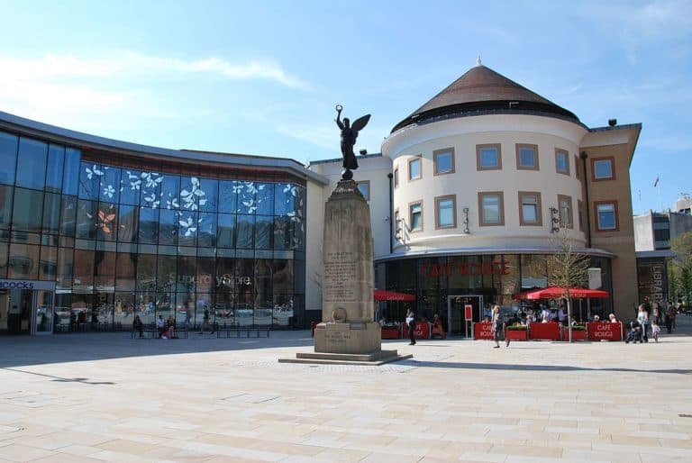 15 Best Things to Do in Woking (Surrey, England) - The Crazy Tourist