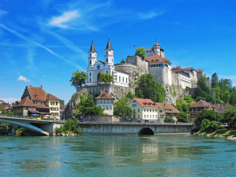 15 Best Castles in Switzerland - The Crazy Tourist