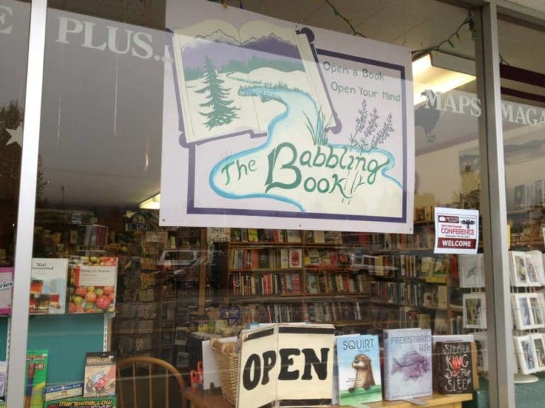 28 Amazing Hidden Gems in Alaska - The Crazy Tourist