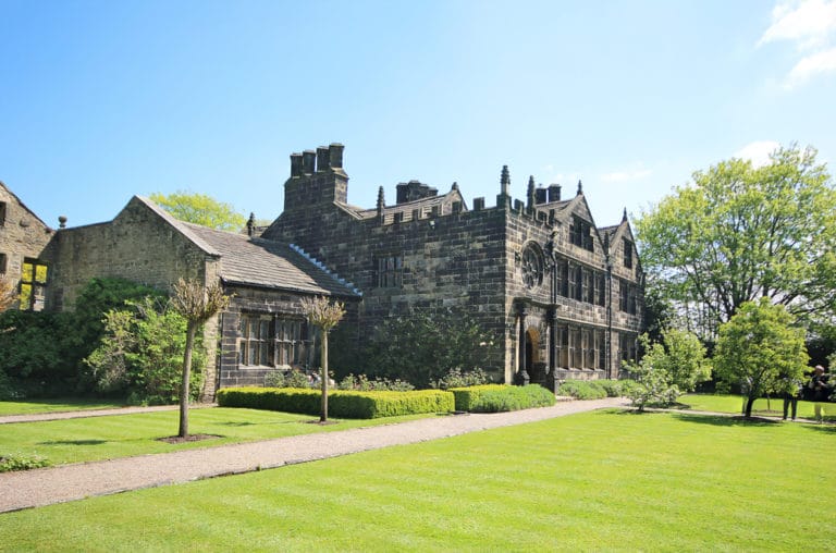 15 Best Things to Do in Haworth (Yorkshire, England) - The Crazy Tourist