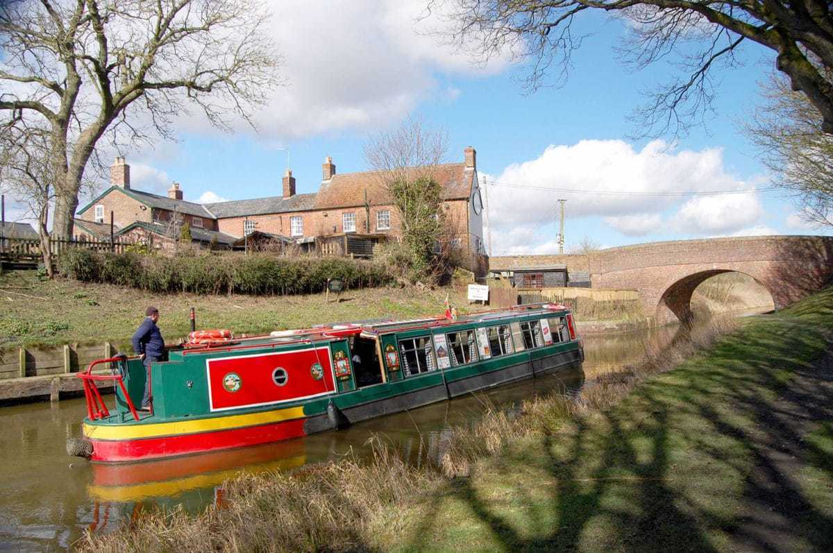 15 Best Things to Do in Devizes (Wiltshire, England) - The Crazy Tourist