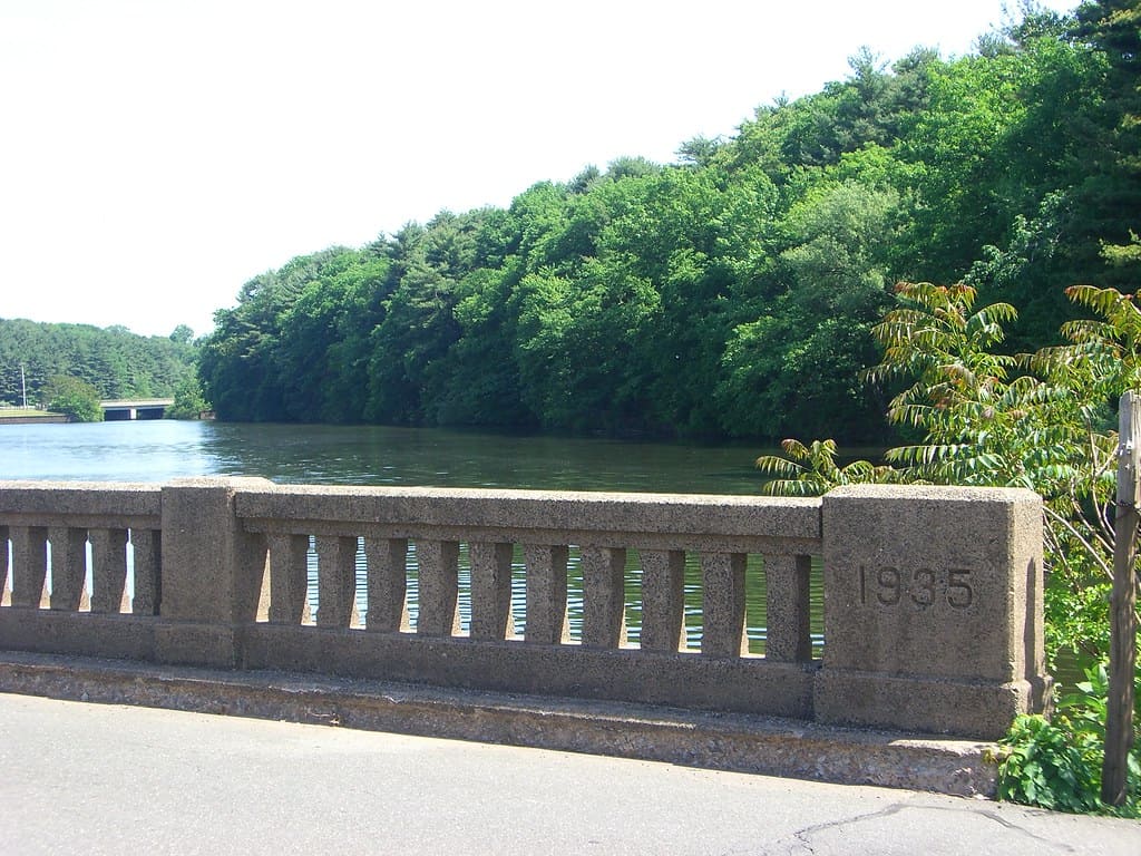 15 Best Things to Do in Hamden (CT) - The Crazy Tourist