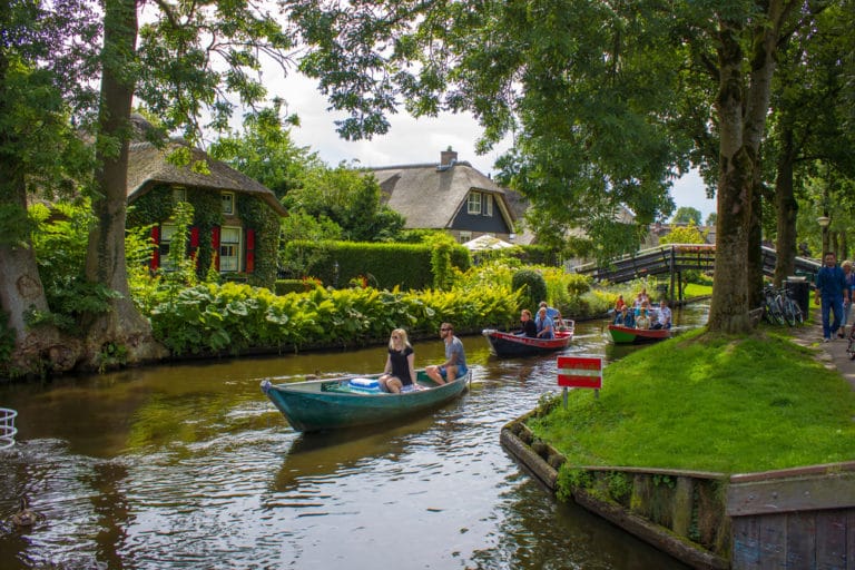 12 Best Things to Do in Giethoorn (Netherlands) - The Crazy Tourist