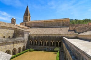 15 Best Things to Do in Provence (France) - The Crazy Tourist