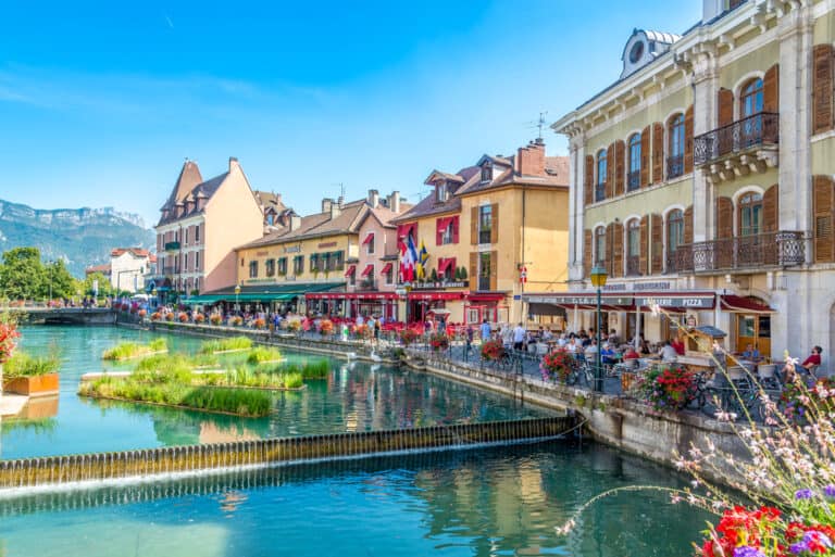 15 Best Things to Do in Rhône-Alpes - The Crazy Tourist