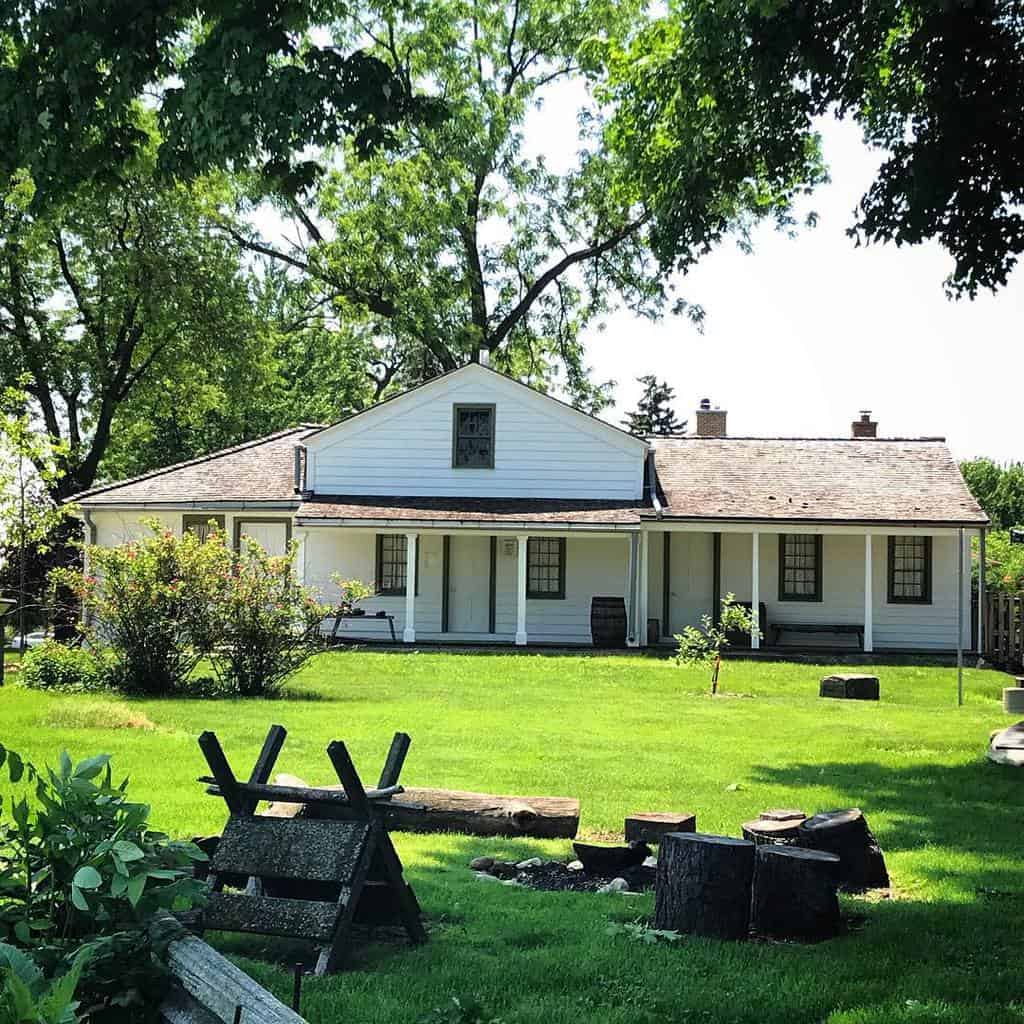 15 Best Things to Do in Lombard (IL) - The Crazy Tourist