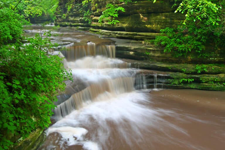 15 Amazing Waterfalls in Illinois - The Crazy Tourist