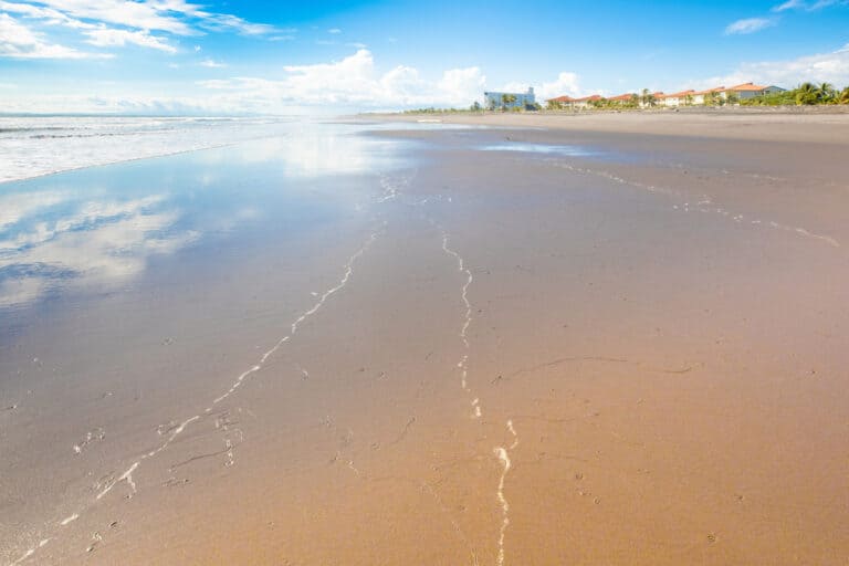 15 Best Beaches in Panama - The Crazy Tourist