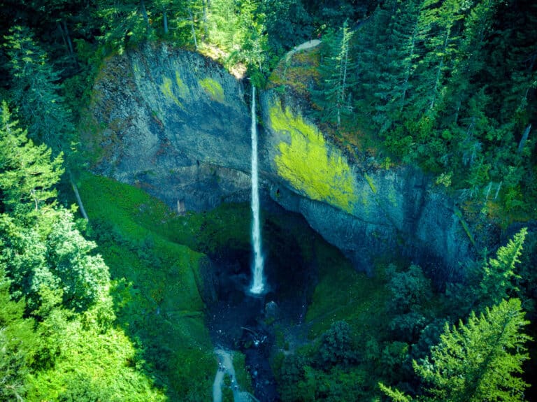 15 Amazing Waterfalls in Oregon - The Crazy Tourist