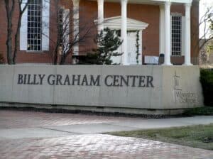 15 Best Things to Do in Wheaton (IL) - The Crazy Tourist