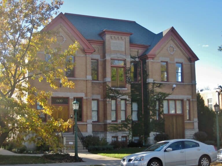 15 Best Things to Do in Wilmette (IL) - The Crazy Tourist