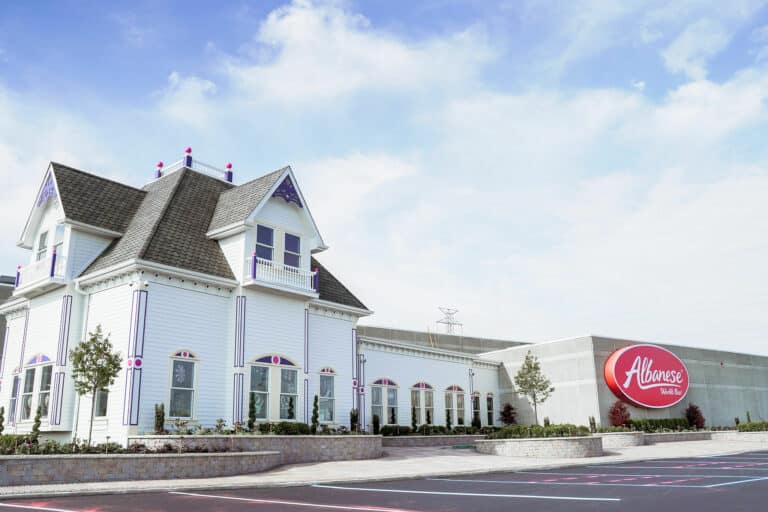 15 Best Things to Do in Hobart (Indiana) - The Crazy Tourist