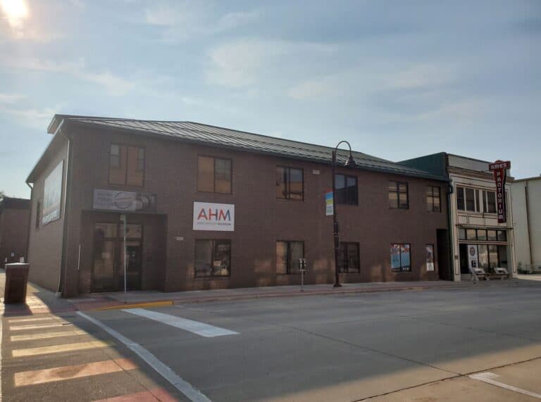 15 Best Things to Do in Ames (Iowa) - The Crazy Tourist