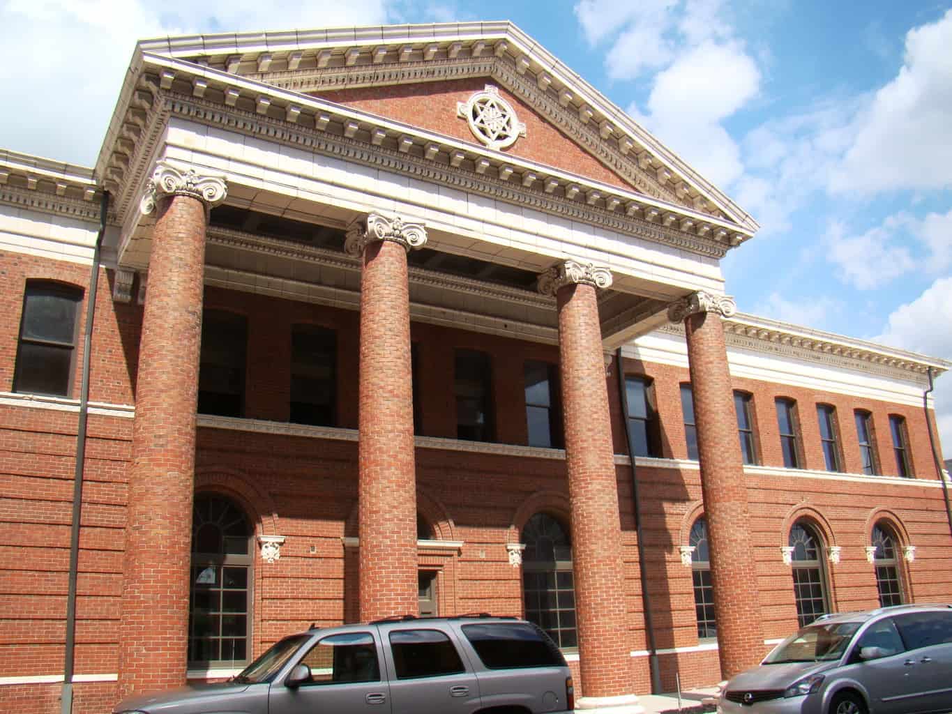 15 Best Things to Do in Richmond (Indiana) - The Crazy Tourist