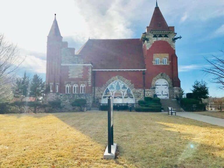 15 Best Things to Do in Lansing (Kansas) - The Crazy Tourist