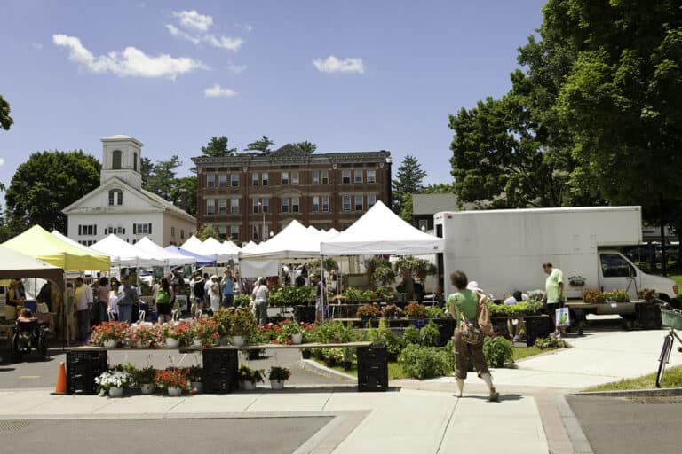 15 Best Things to Do in Amherst (MA) - The Crazy Tourist