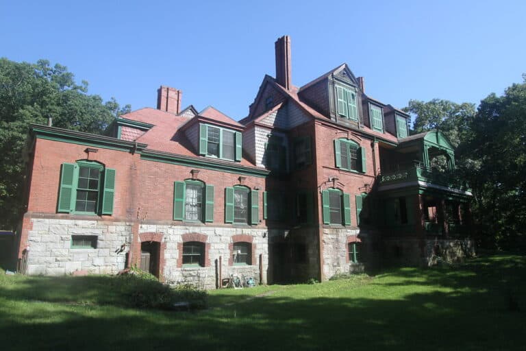 15 Best Things to Do in Winchester (MA) - The Crazy Tourist