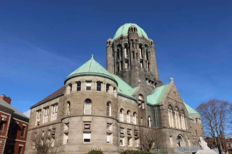 15 Best Things to Do in Taunton (MA) - The Crazy Tourist