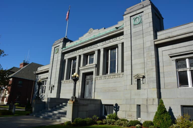 15 Best Things to Do in Melrose (MA) - The Crazy Tourist