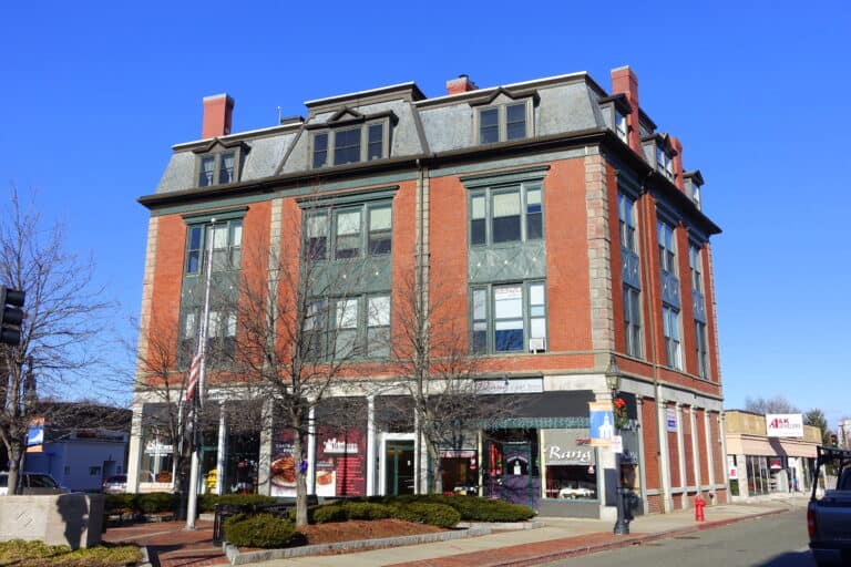 15 Best Things to Do in Stoneham (MA) - The Crazy Tourist