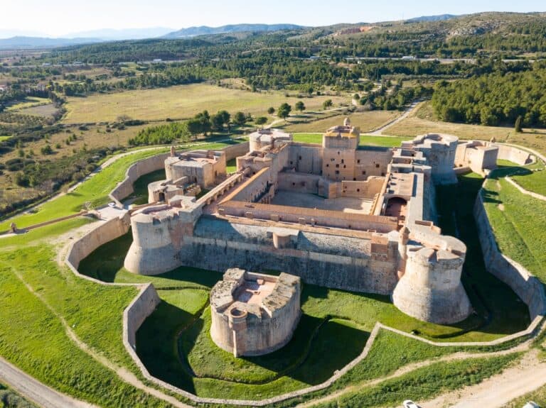 15 Best Things to Do in Perpignan (France) - The Crazy Tourist