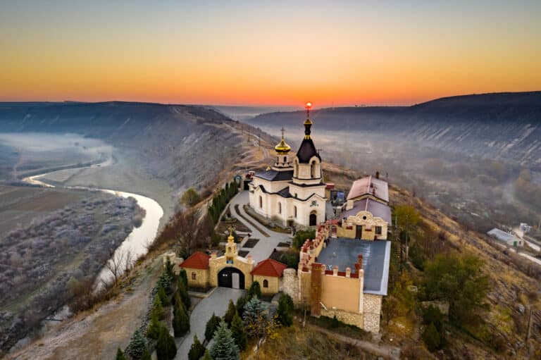 15 Best Places to Visit in Moldova - The Crazy Tourist