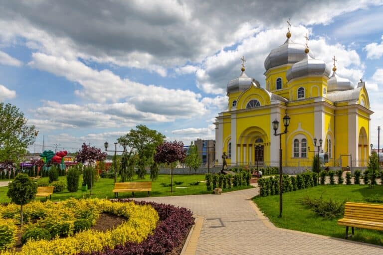 15 Best Places to Visit in Moldova - The Crazy Tourist