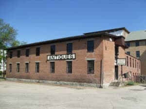 15 Best Things to Do in Uxbridge (MA) - The Crazy Tourist